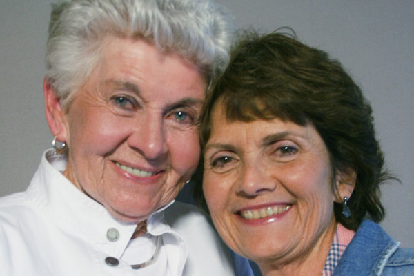 Patricia Bates and her daughter Kay Lewis - StoryCorps